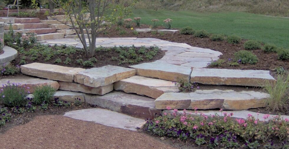 Chilton Weatheredge Outcropping Steps - Buechel Stone