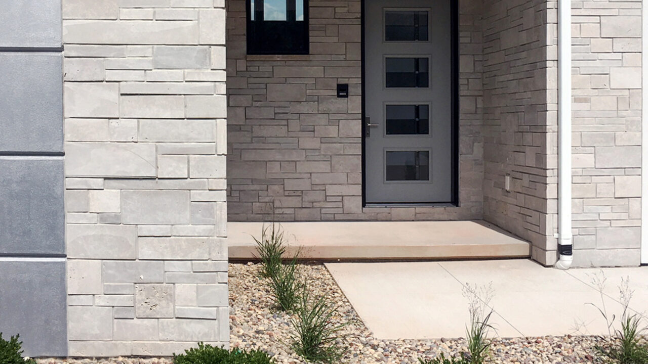 Fond du Lac Shabby-Chic Tailored Blend - Buechel Stone