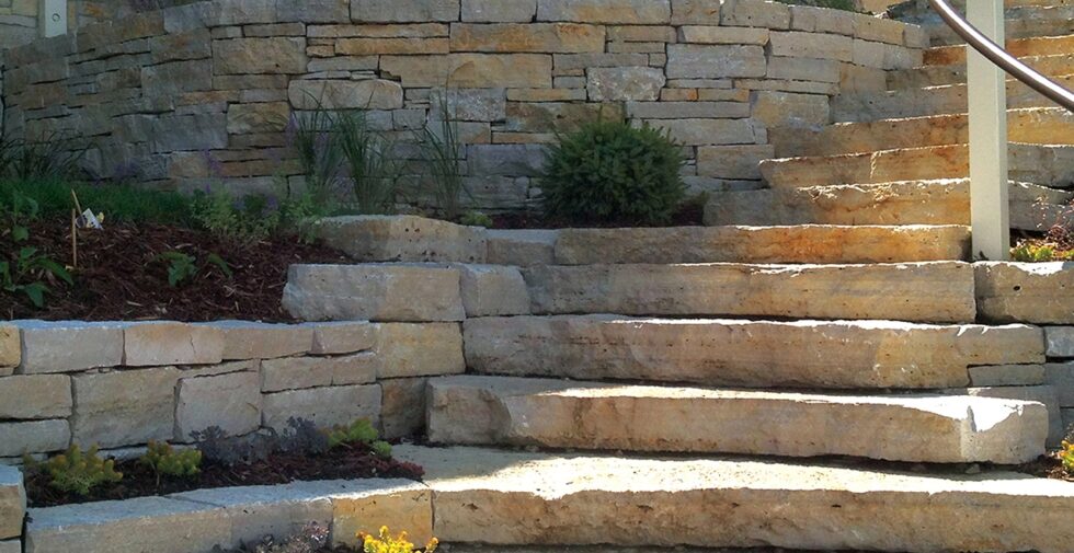 Fond du Lac Weatheredge Outcropping Steps - Buechel Stone