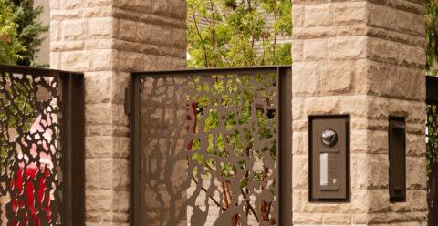 Rustic Buff Cut Stone - Buechel Stone