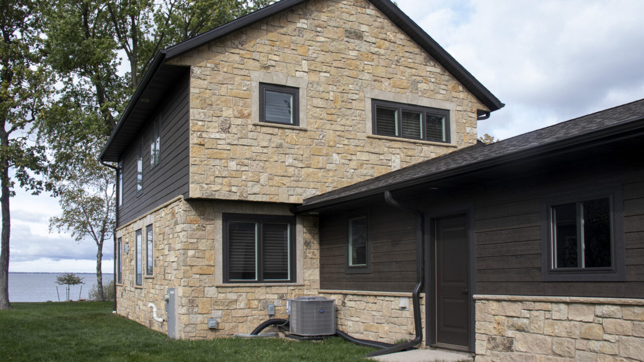 Oiled Nubuck Castle Rock - Buechel Stone