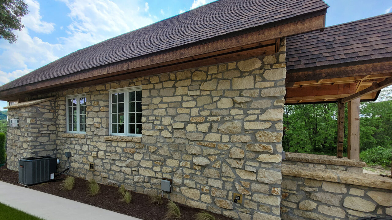 Silverdale Siena - Buechel Stone